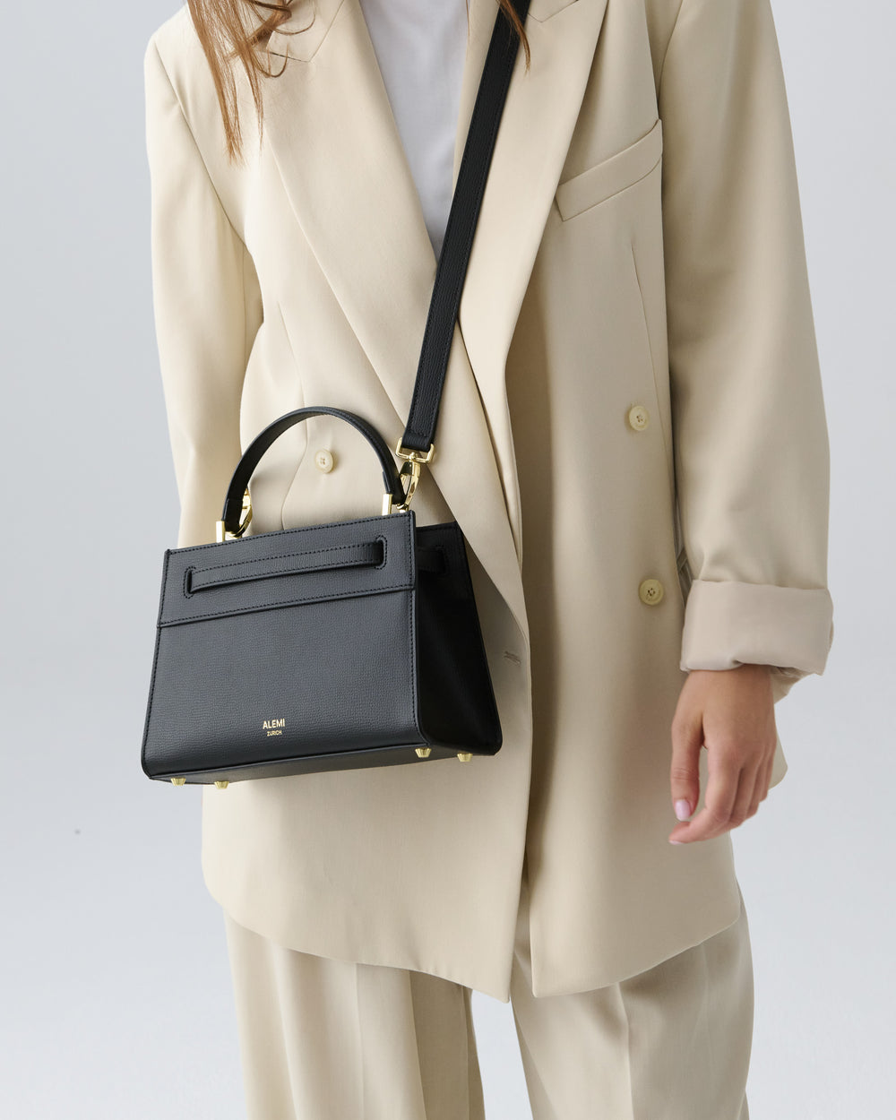 SEEFELD MINI in Red - Elegant Compact Bag | ALEMI Zurich